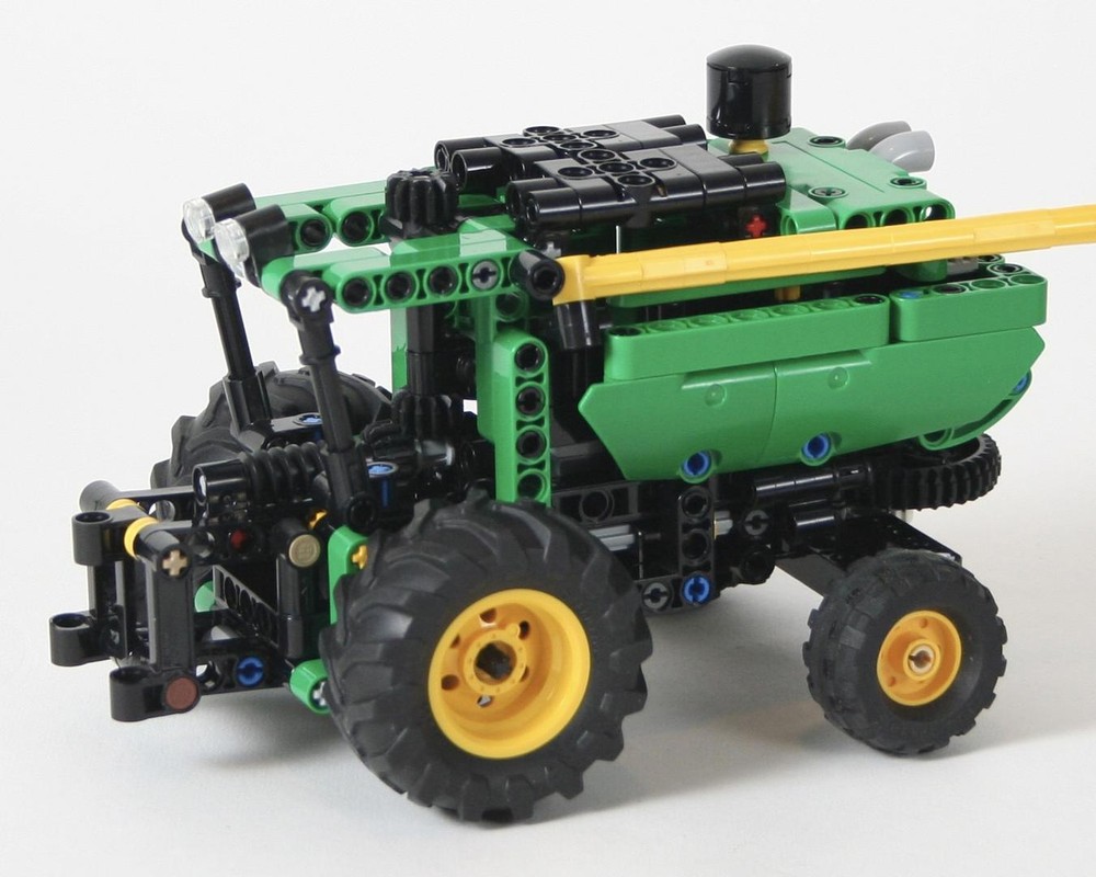 LEGO MOC Mini Combine by thirdwigg | Rebrickable - Build with LEGO