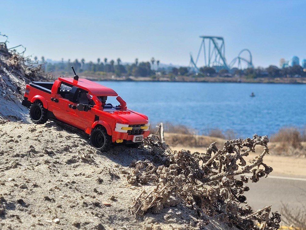 LEGO MOC Ford Maverick Tremor by MrMoonshot | Rebrickable - Build with LEGO