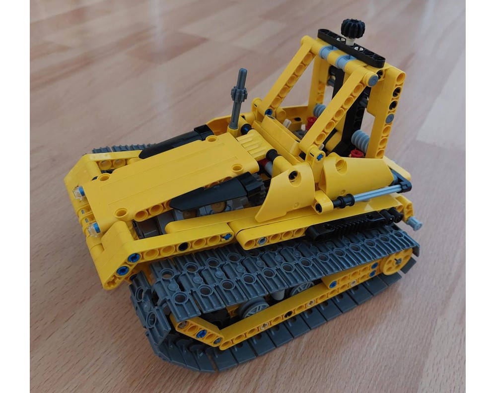 LEGO MOC Snow Groomer - Snowcat (alt . build from 42028 Bulldozer) by ...