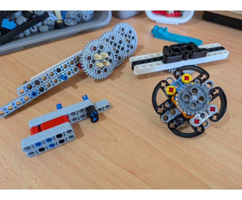 LEGO MOC-210155 Working Beyblade Launcher by joshuathemaker ...