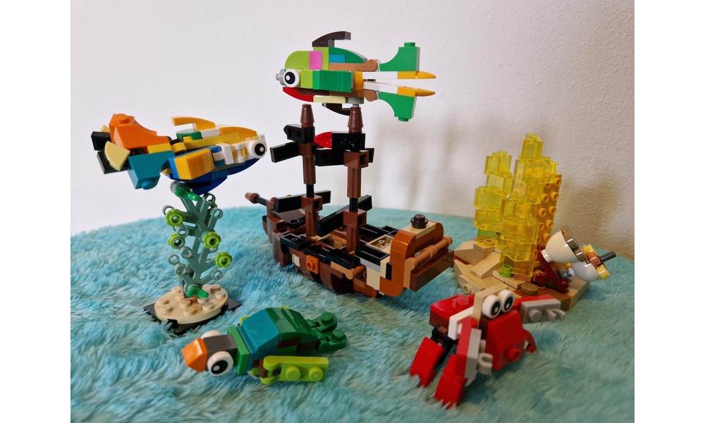 Lego Moc Tropical Sea Life By Jappelsap98 Rebrickable Build With Lego