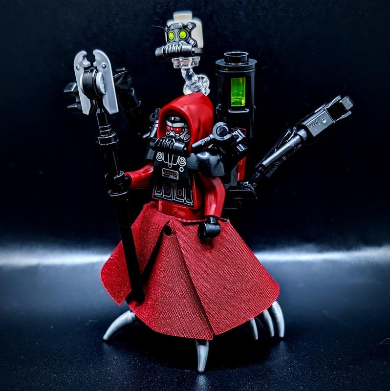 LEGO MOC Magos Dominus Tech Priest (40k) by Brickbot_Studio ...