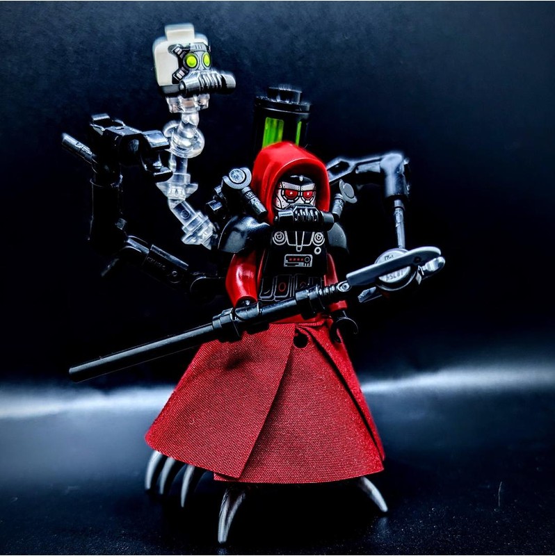 LEGO MOC Magos Dominus Tech Priest (40k) by Brickbot_Studio ...
