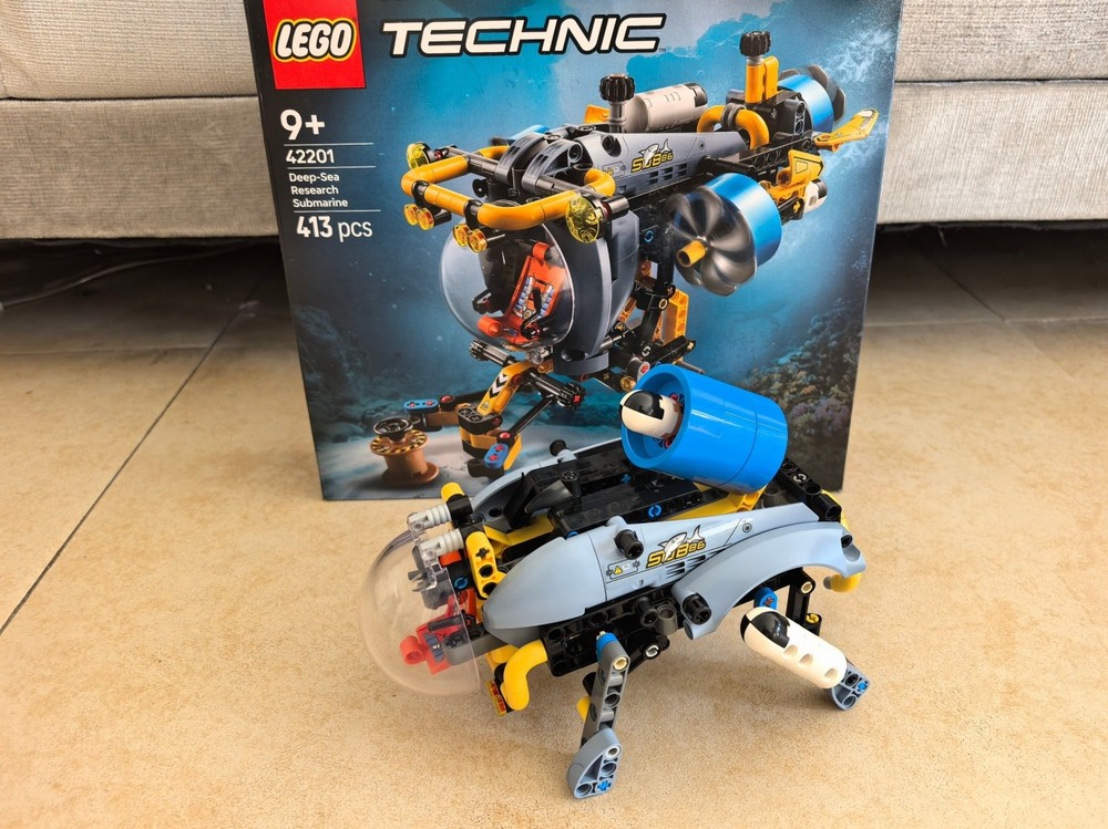 LEGO MOC-210352 42201 4-feet fighting robot by nofans2 | Rebrickable ...