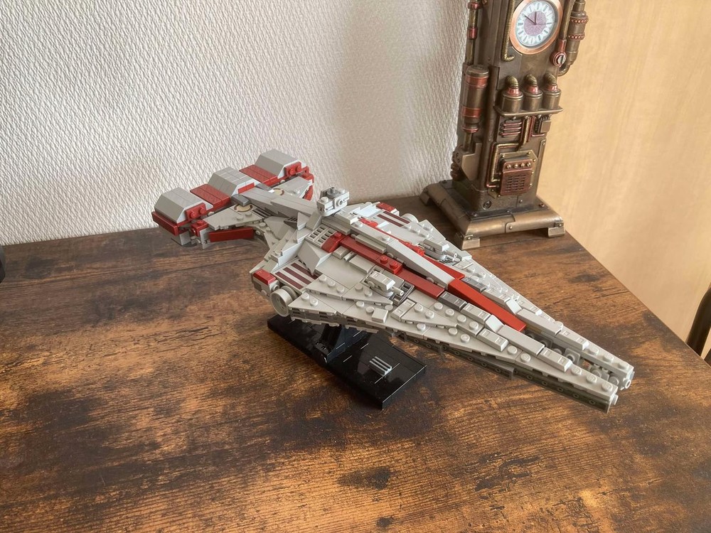 LEGO MOC Republic Arquitens-Class Light Cruiser Midi-Scale by ...