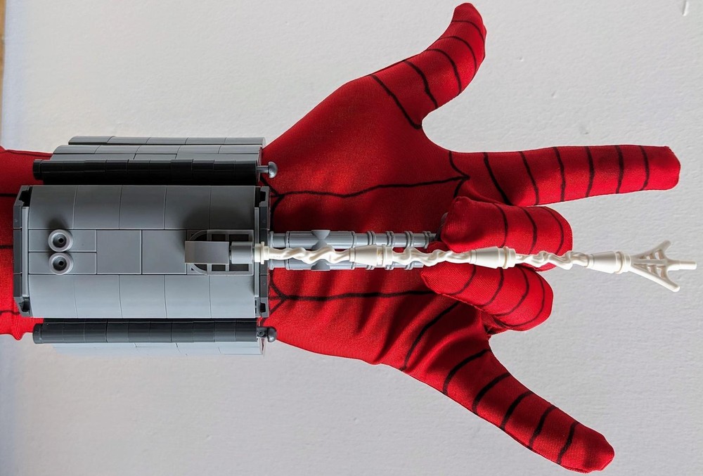 LEGO MOC Webshooters (Wearable) by glenn_tanner55 | Rebrickable - Build ...