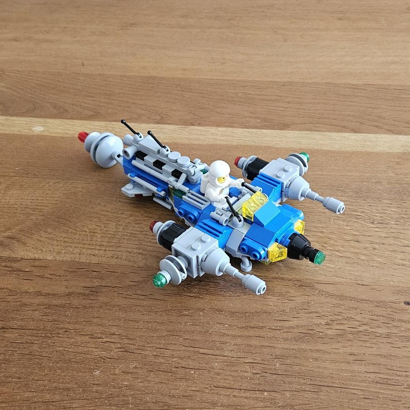 LEGO MOC 40712 Space Infiltrator by drosse | Rebrickable - Build with LEGO