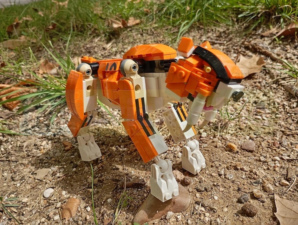 LEGO MOC Smilodon populator 31129 by Duddy | Rebrickable - Build with LEGO