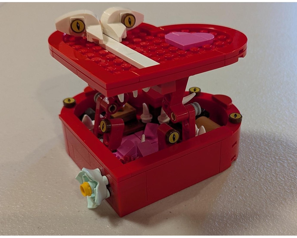 LEGO MOC Valentine's Day Box Mimic by cscott | Rebrickable - Build with ...