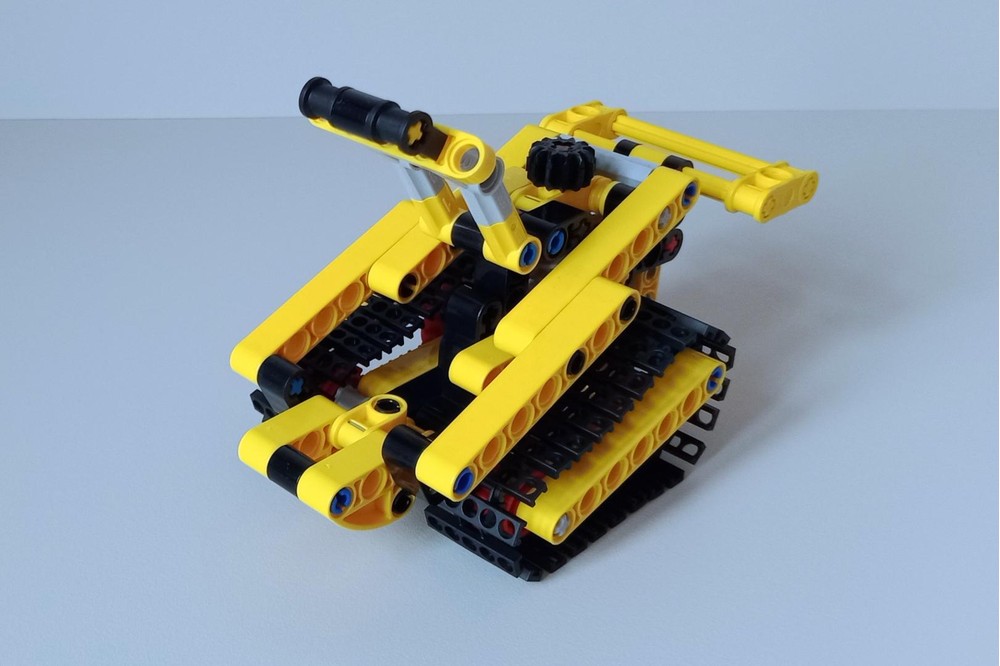 Lego Moc 42163 Tracked Racer By Nequmodiva Rebrickable Build With Lego