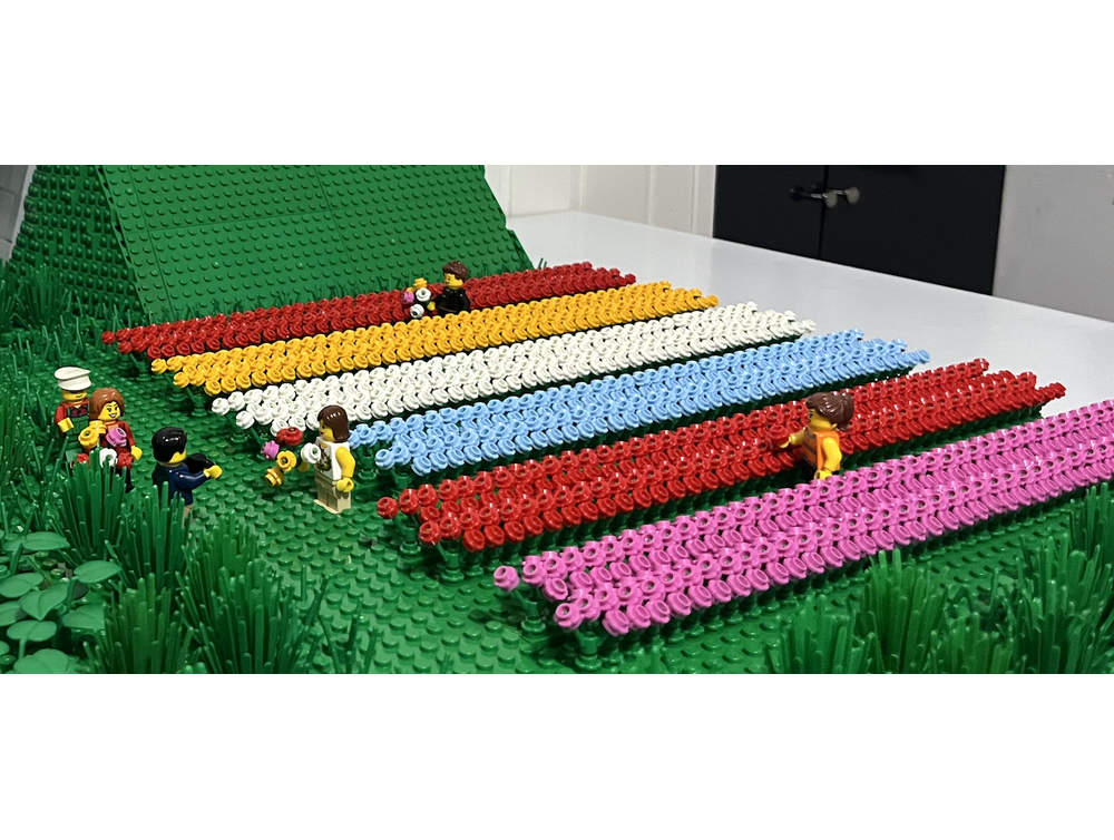 LEGO MOC-211392 City scale tulip field by GTerBricks | Rebrickable ...