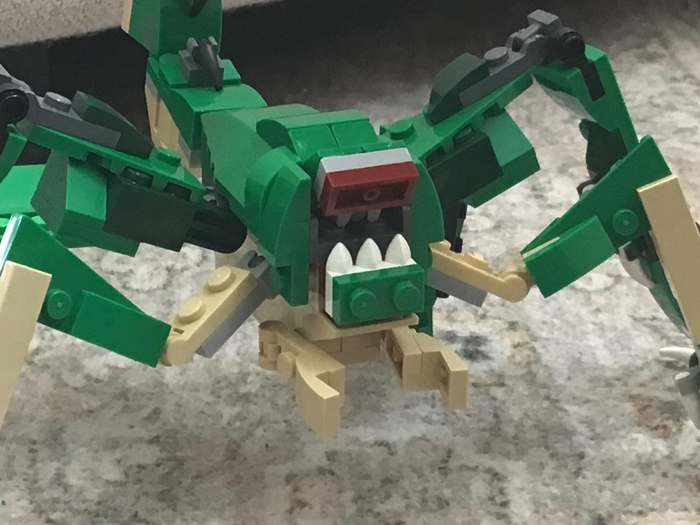 LEGO MOC Griever from “The Maze Runner” by DnDBrickinBros | Rebrickable ...