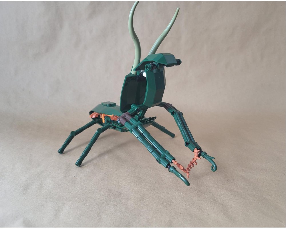 LEGO MOC Praying Mantis Garden Escape by Dex Bricks | Rebrickable ...