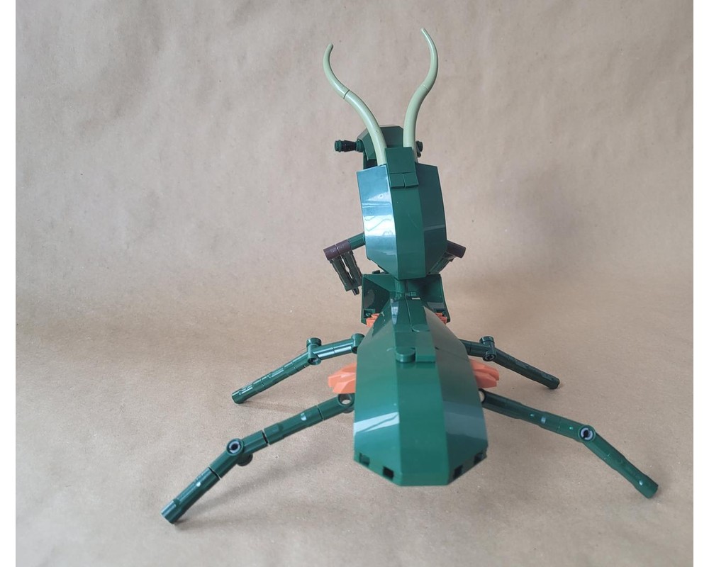 LEGO MOC-211593 Praying Mantis Garden Escape by Dex Bricks ...