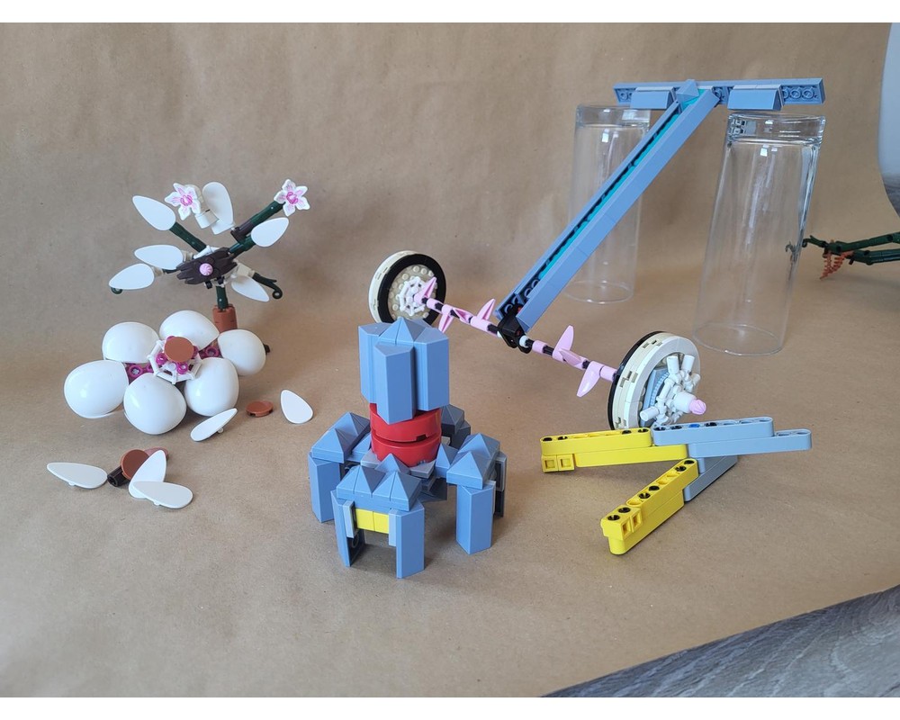 LEGO MOC Praying Mantis Garden Escape by Dex Bricks | Rebrickable ...