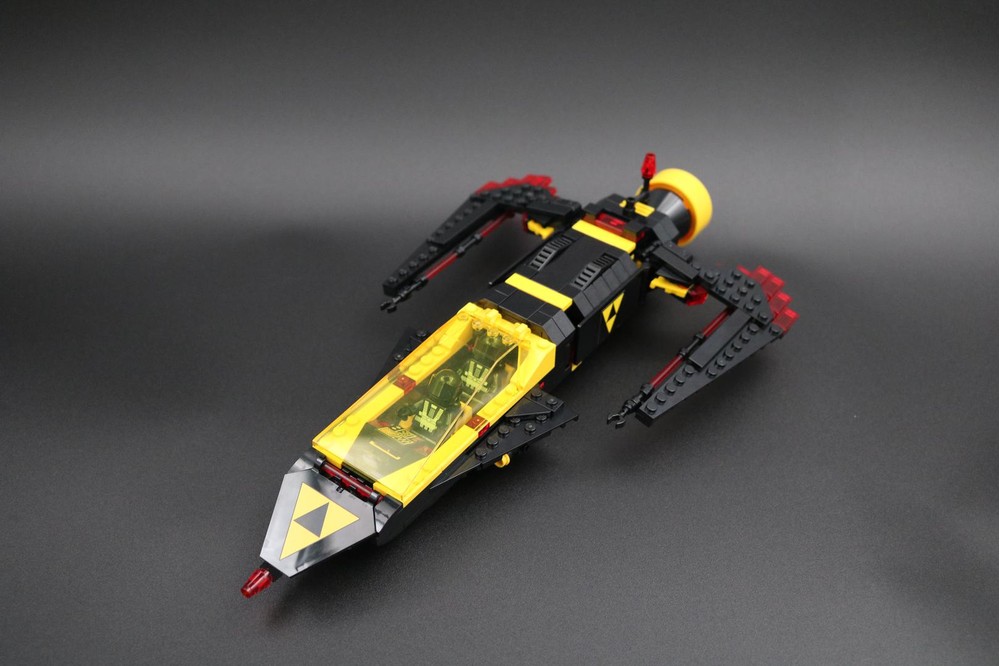 LEGO MOC Blacktron BX-9 "Buzzard" by Brick_Lizard | Rebrickable - Build ...