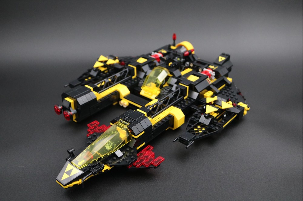 LEGO MOC Blacktron BX-9 "Buzzard" by Brick_Lizard | Rebrickable - Build ...