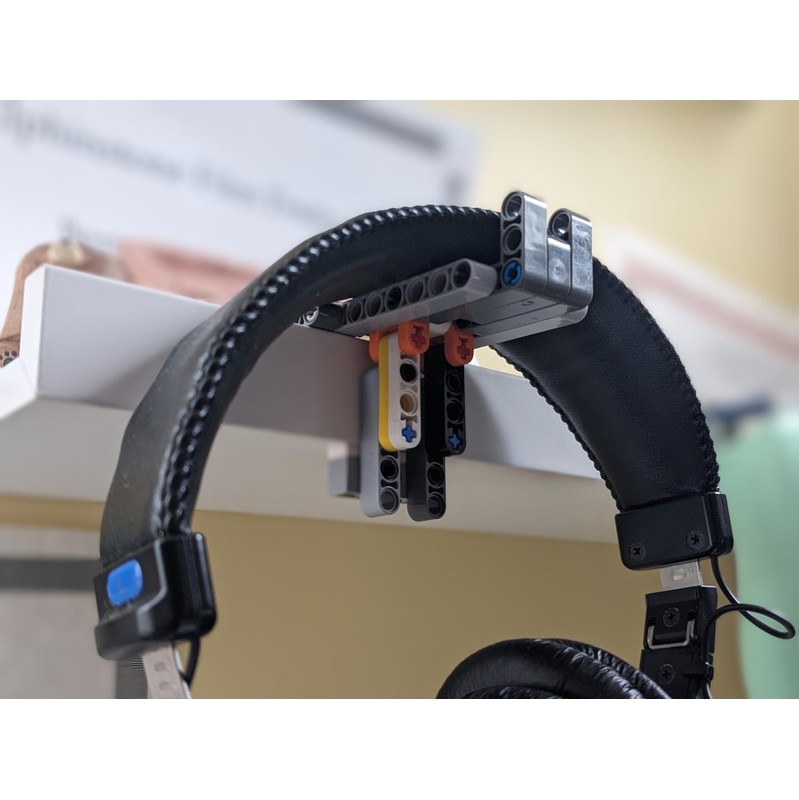 LEGO MOC MOSSLANDA Headphone Hook by Interstellar_1 | Rebrickable ...