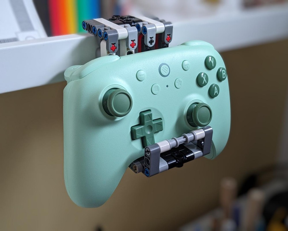 LEGO MOC MOSSLANDA Ultimate 2C Xbox Controller Stand by Interstellar_1 ...