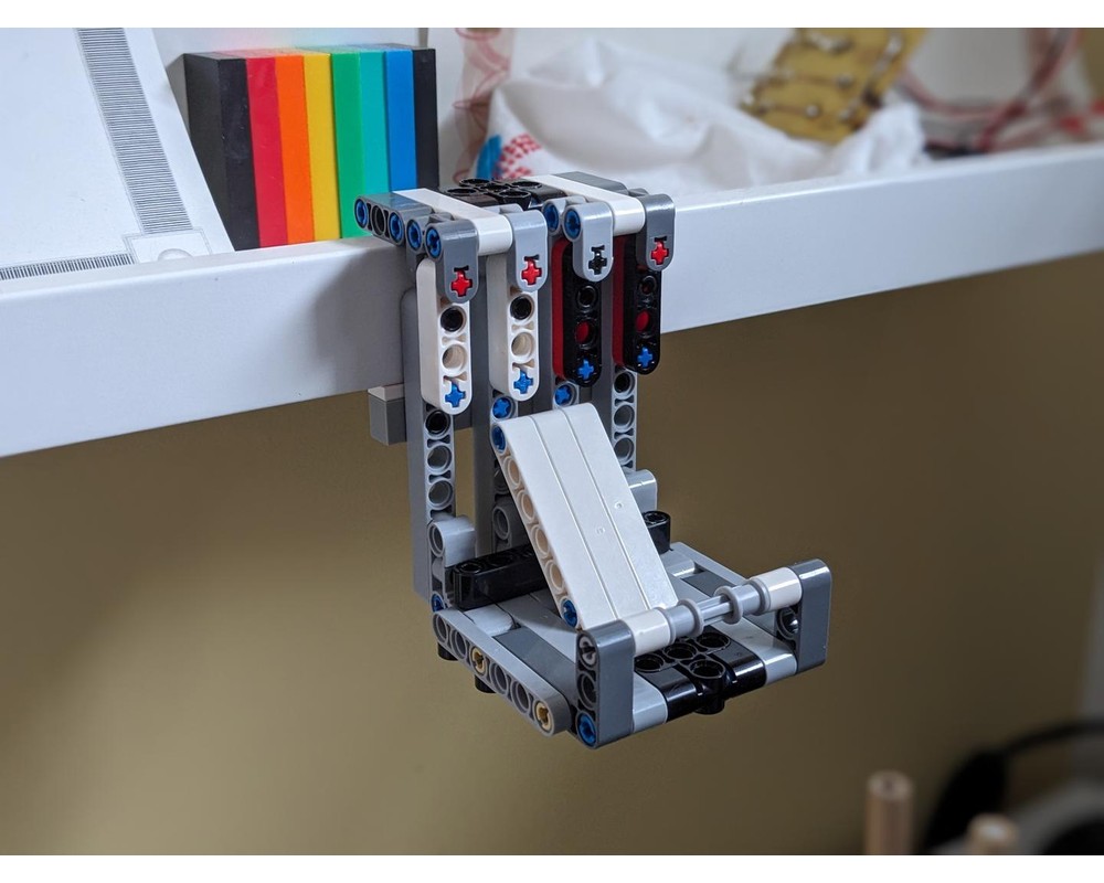 LEGO MOC MOSSLANDA Ultimate 2C Xbox Controller Stand by Interstellar_1 ...