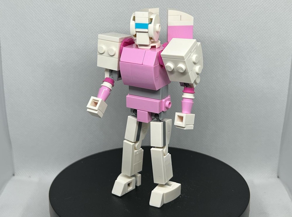 LEGO MOC Arcee - G1 by DoctorDarby | Rebrickable - Build with LEGO