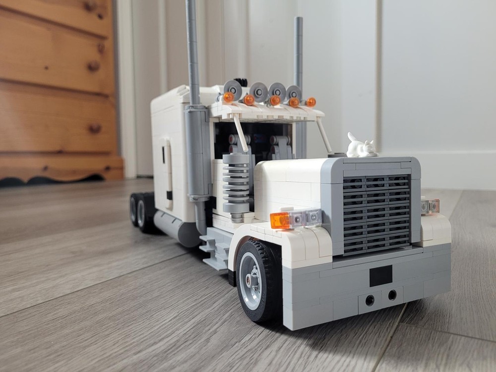 LEGO MOC Classic Semi Truck - R/C with Powered Up by Raging Bull Lego ...