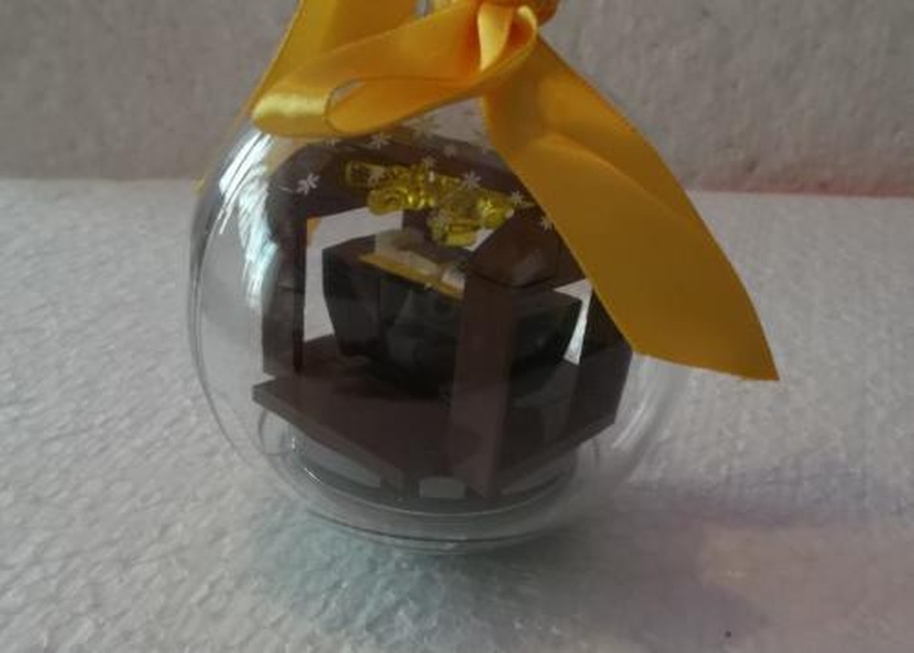 LEGO MOC Christmas Stable Bauble by Bolbuyk | Rebrickable - Build with LEGO