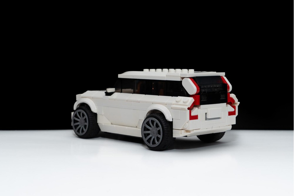 LEGO MOC-212509 Volvo XC90 by thesparklingfrog | Rebrickable - Build ...