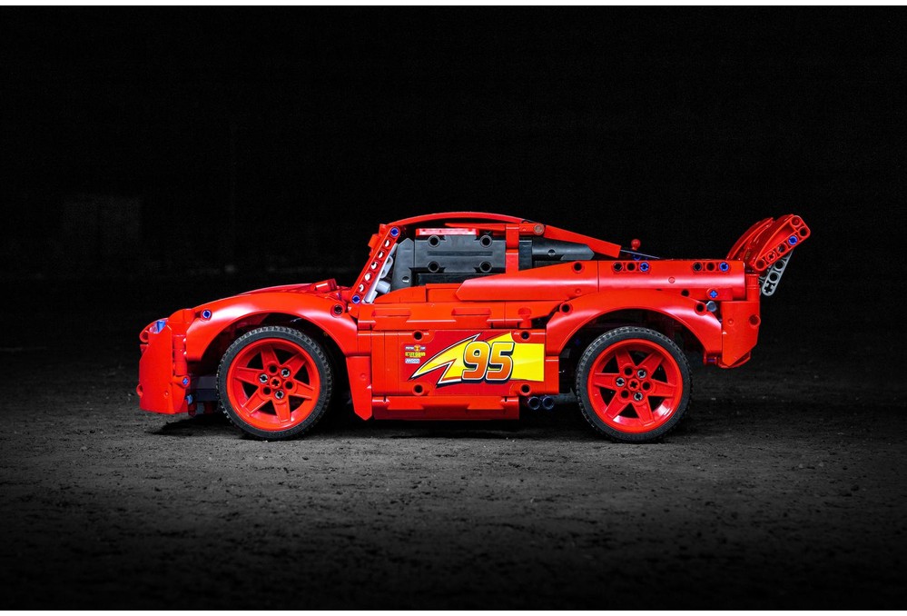 LEGO MOC Lightning McQueen by denismers | Rebrickable - Build with LEGO