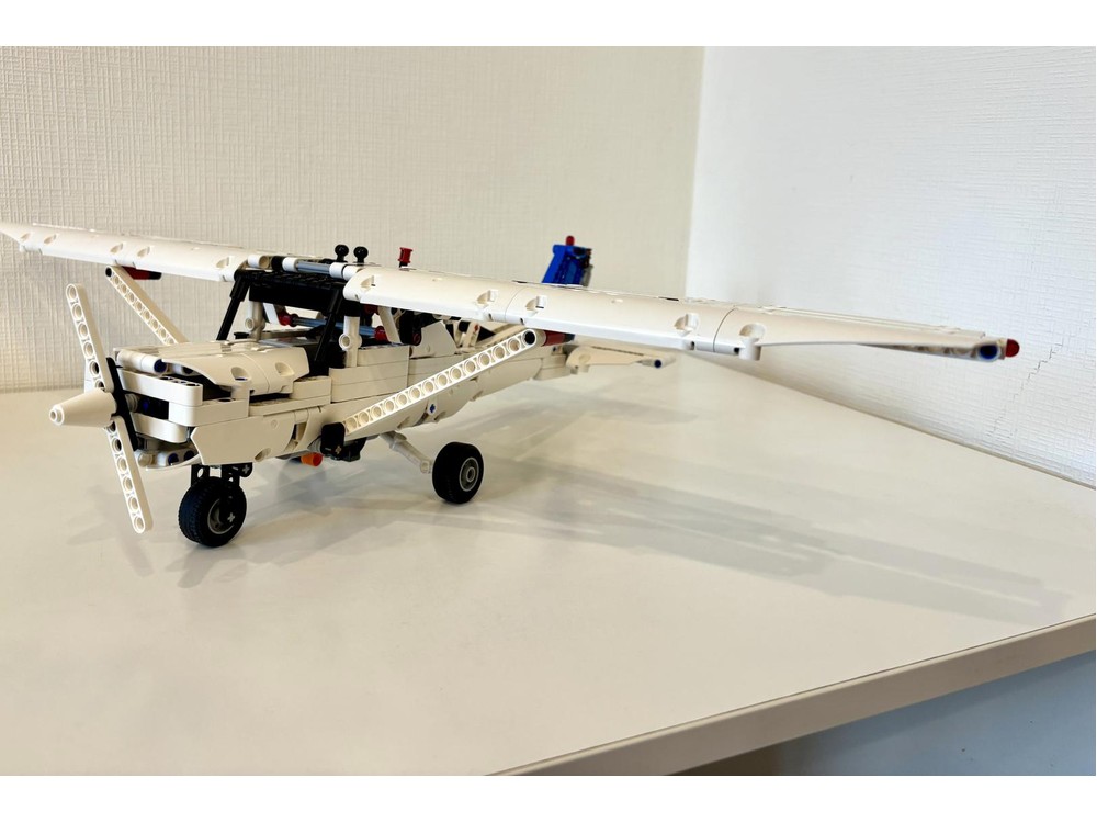 LEGO MOC-212662 42025 Cessna 152 by paave | Rebrickable - Build with LEGO
