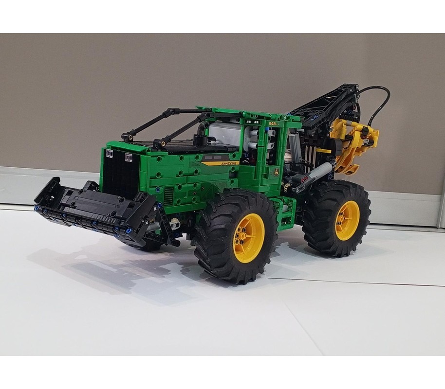 LEGO MOC-212875 42157 John Deere Skidder - FULL MOTORIZATION. by Brick ...