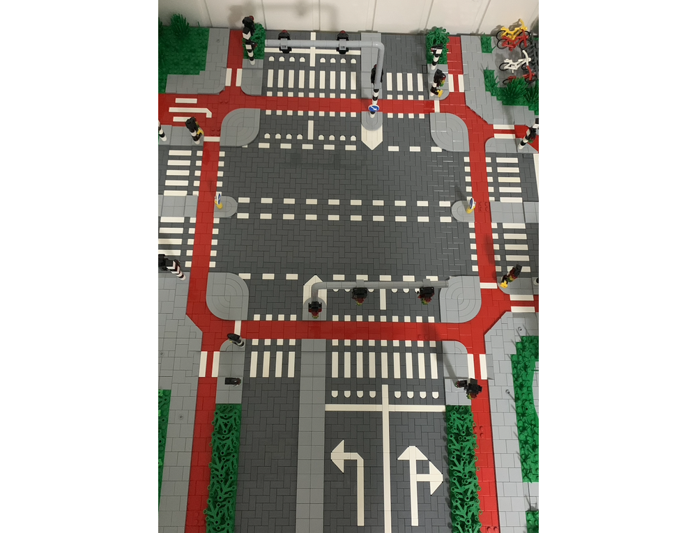 LEGO MOC Four way Intersection with bicycle path and sidewalk - Dutch ...