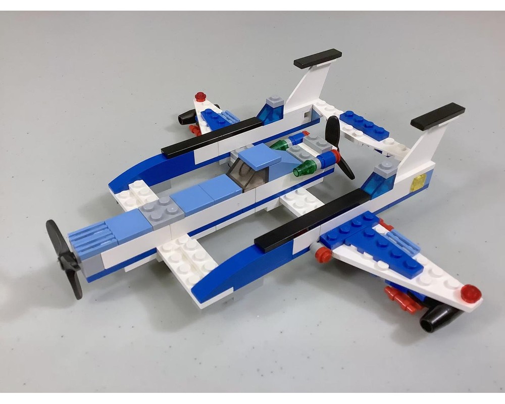 LEGO MOC 4098 Twin-Boom Aircraft by crazy8ron | Rebrickable - Build ...