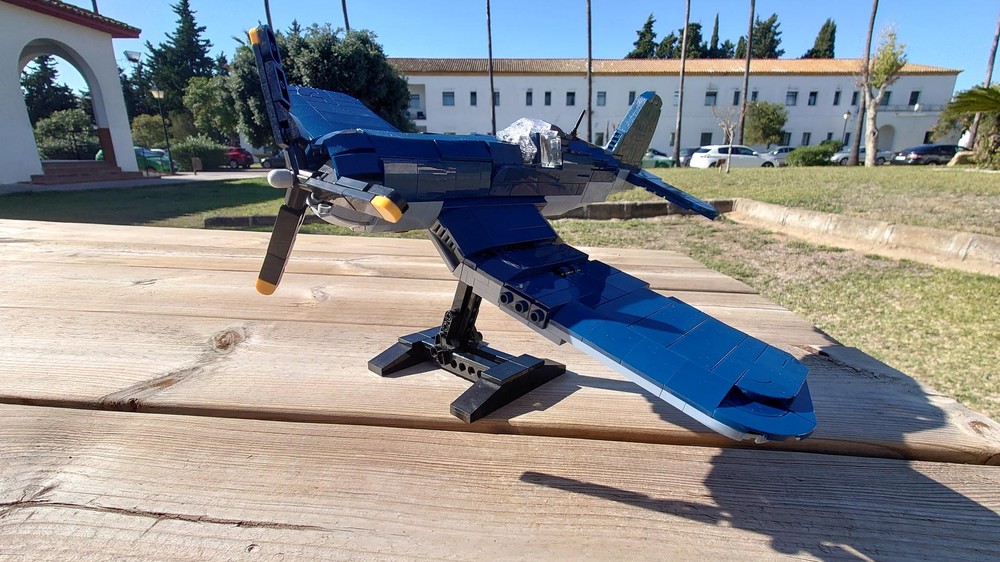 LEGO MOC-213209 F4U - 1 Corsair 1:35 scale model by Frog_builds ...