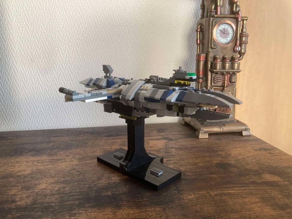 LEGO MOC-213357 Munificent-Class Frigate Midi-Scale by CreationCaravan ...
