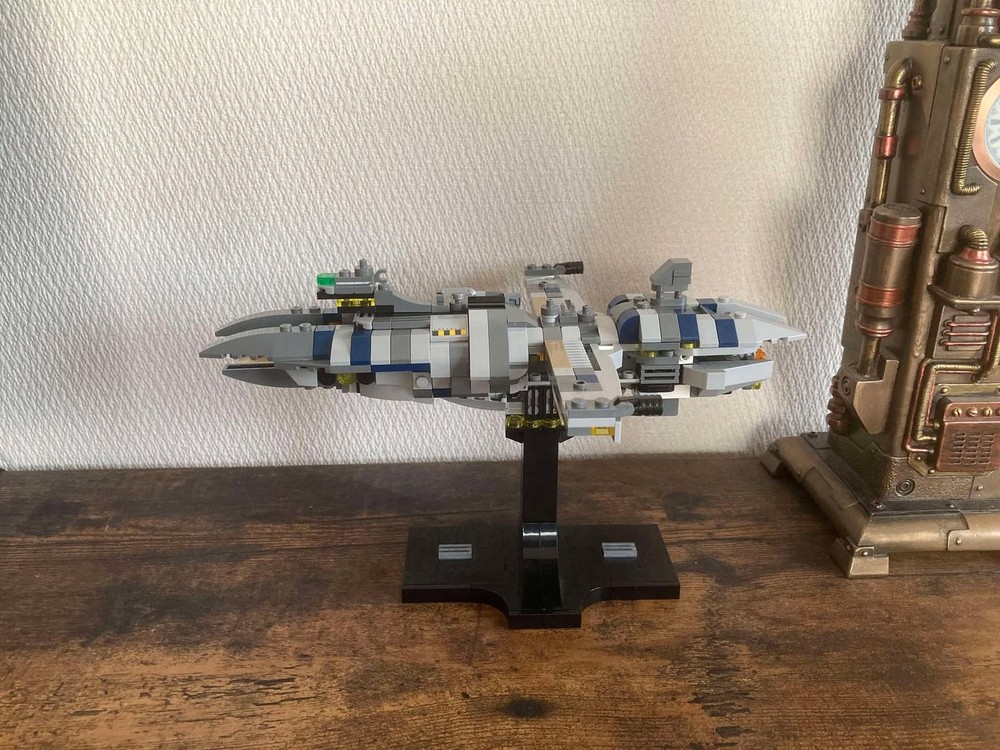 LEGO MOC-213357 Munificent-Class Frigate Midi-Scale by CreationCaravan ...