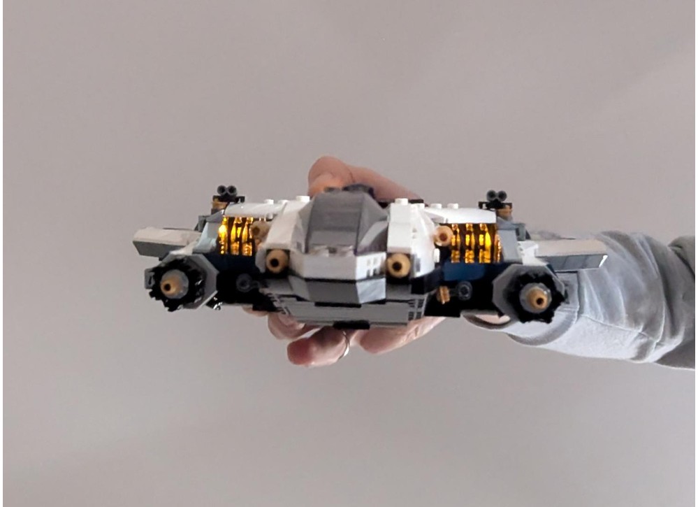 LEGO MOC MD003 - spaceship with light effects by MejoliDesign ...