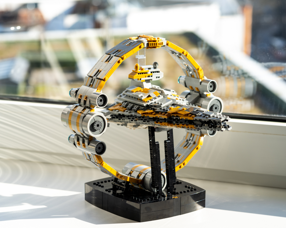 LEGO MOC Eye of Sion incl. Thrawn’s Chimaera (Midi-Scale Version) by ...