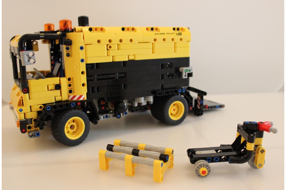 Lego Moc Lorry With Tail Gate 42108 Alternative Model By Omanb571