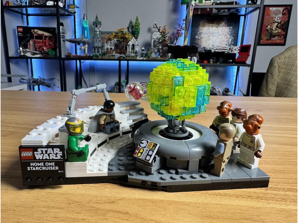 LEGO MOC-213709 Midi Scale Home Home - Death Star Briefing Room by Back ...