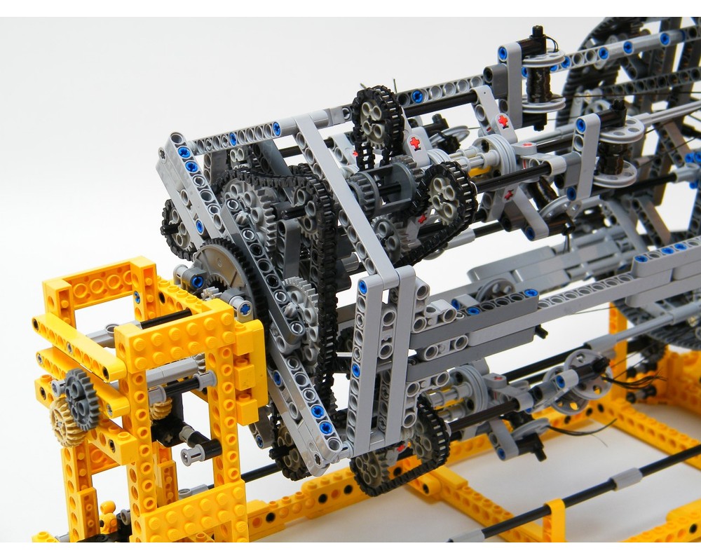 LEGO MOC Braiding Machine by Nico71 | Rebrickable - Build with LEGO