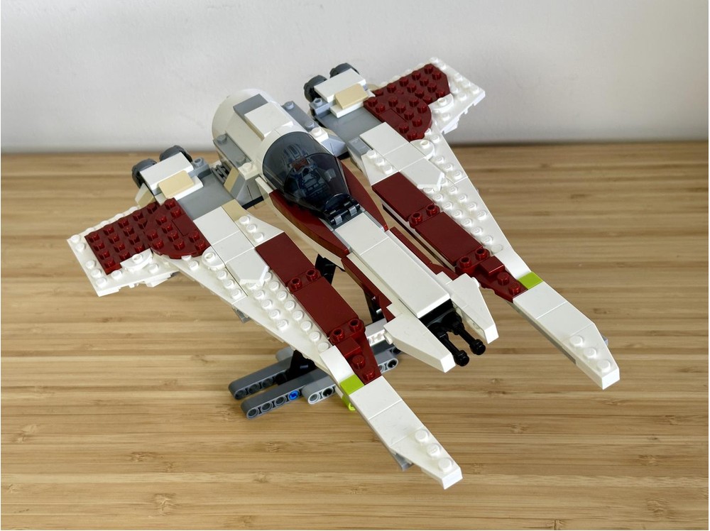 LEGO MOC Mandalorian Kom'rk Class Gauntlet Starfighter - Alternate ...