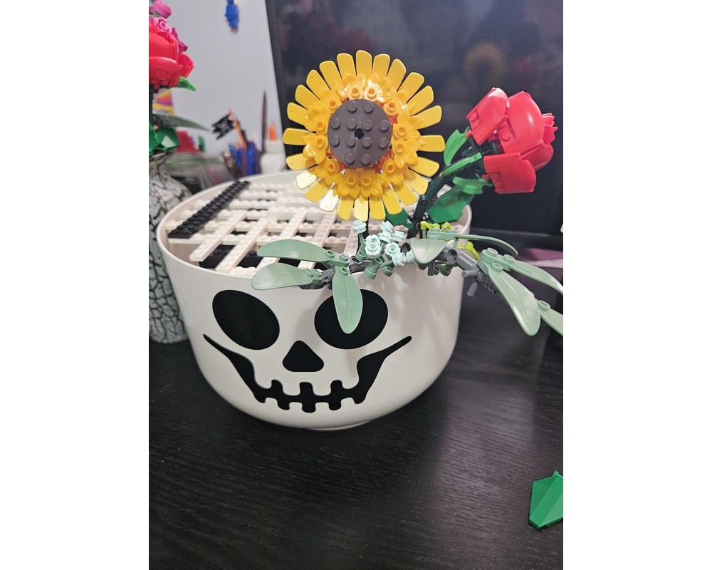 LEGO MOC-215206 Flower "Frog" for large storage head by Ponygirl_brix ...