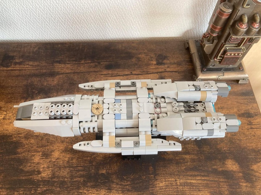 LEGO MOC-215265 2004 Battlestar Galactica Midi-Scale by CreationCaravan ...
