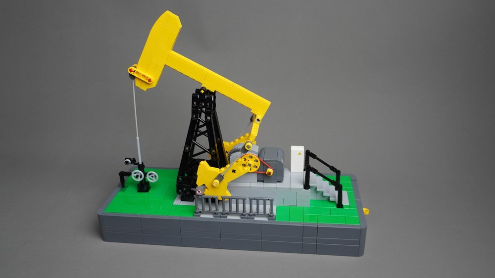 LEGO MOC Oil Pump by deltamc | Rebrickable - Build with LEGO
