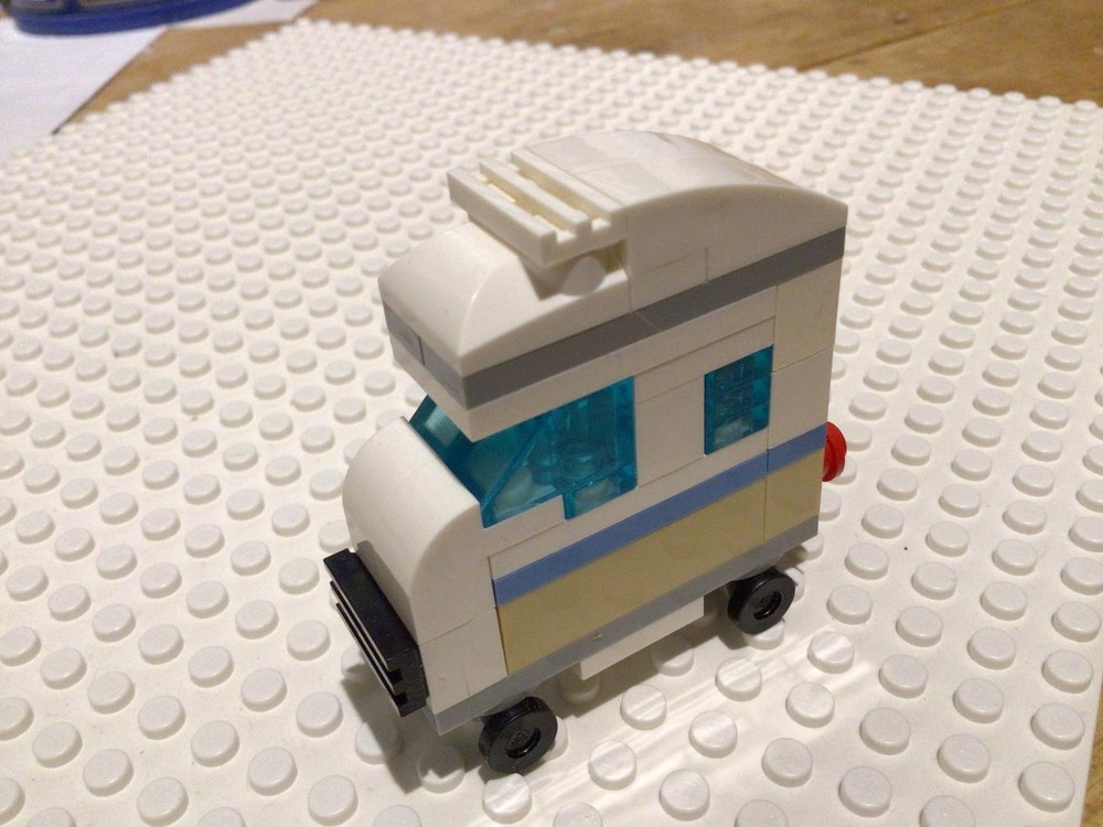 LEGO MOC Mini Holiday Camper by prairiebricker | Rebrickable - Build ...