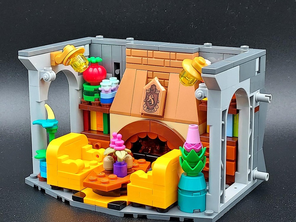 LEGO MOC Badger Common Room by TrevorToad | Rebrickable - Build with LEGO