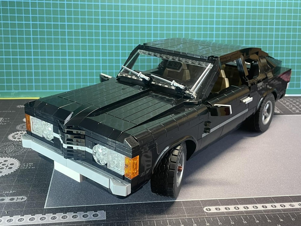 LEGO MOC Ford Taunus GT coupé 1972 by zinzin59 | Rebrickable - Build ...