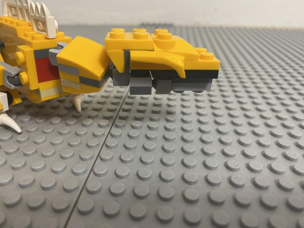 LEGO MOC-215840 31112 Crested Spine Drake (Macrolophodrakon canthis)1: ...