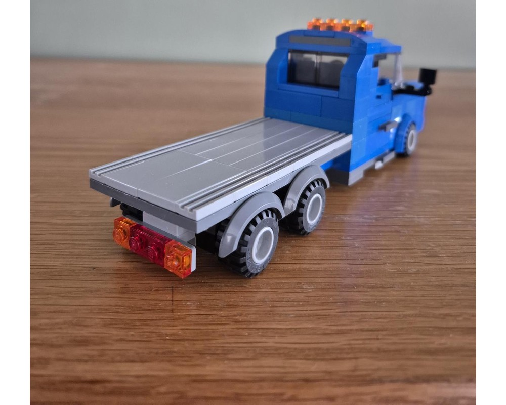 LEGO MOC V8 FlatBed Truck by Brick Dude | Rebrickable - Build with LEGO